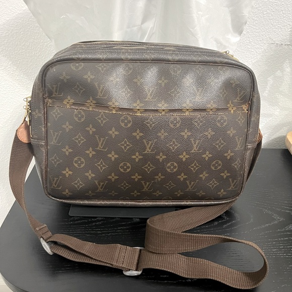 Louis Vuitton | Bags | Louis Vuitton Monogram Reporter Gm Wstrap And ...